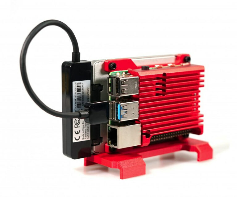 El sistema de carcasa modular TerraPi para Raspberry Pi admite ...